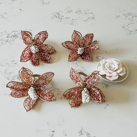 Pier 1 | Dining | Pier Beaded Hibiscus Napkin Rings Set | Poshmark